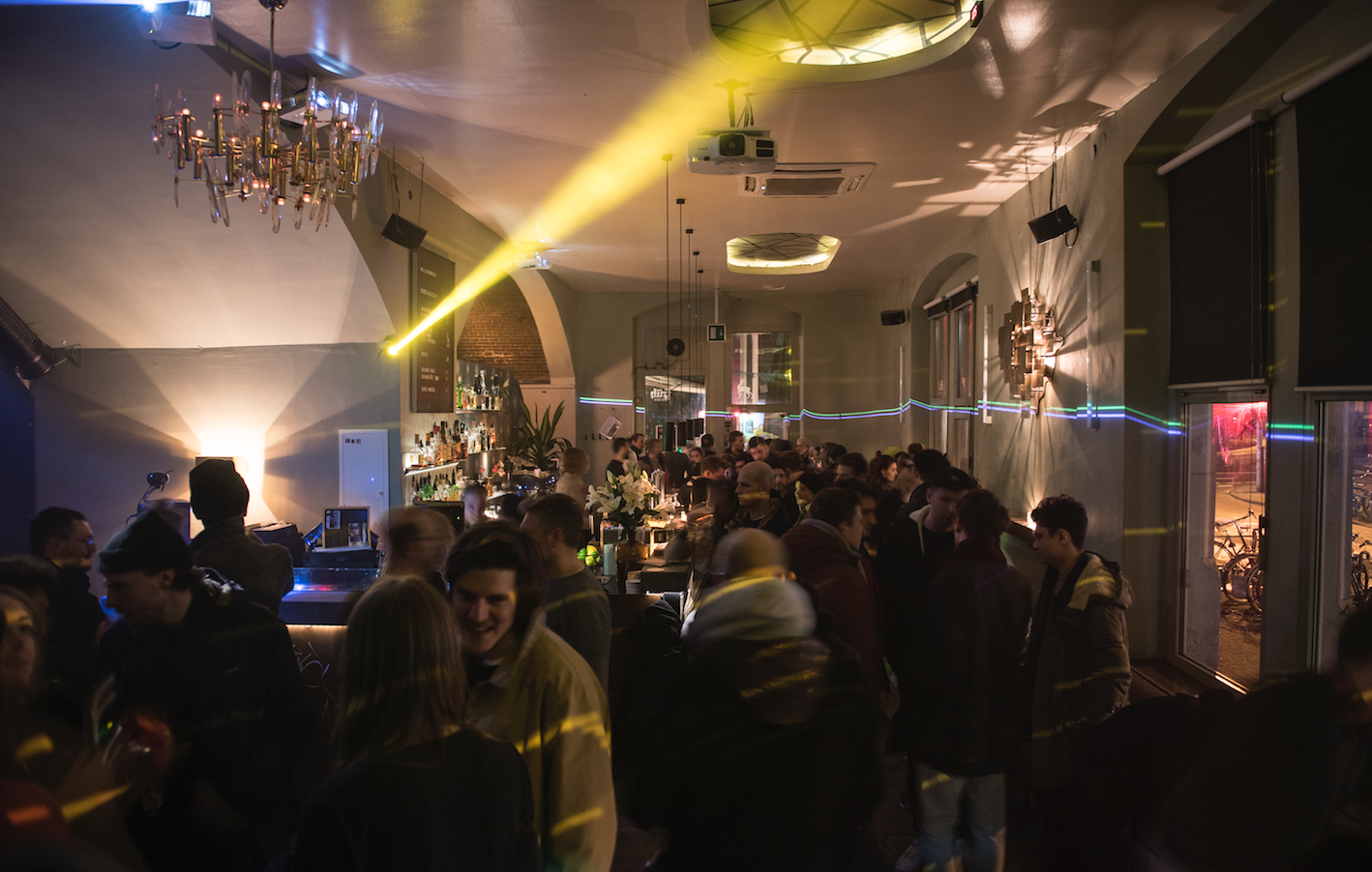 Jeden Montag Live-Musik im Zum scheuen Reh | Mit Vergnügen Köln