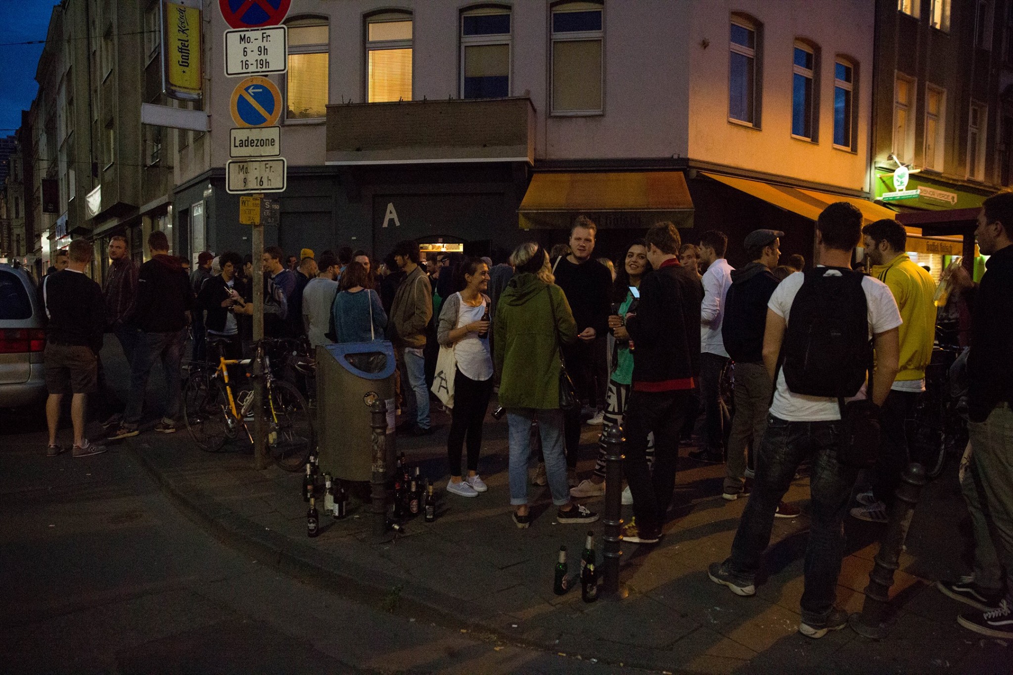 Ein Abstecher ins Acephale | Mit Vergnügen Köln